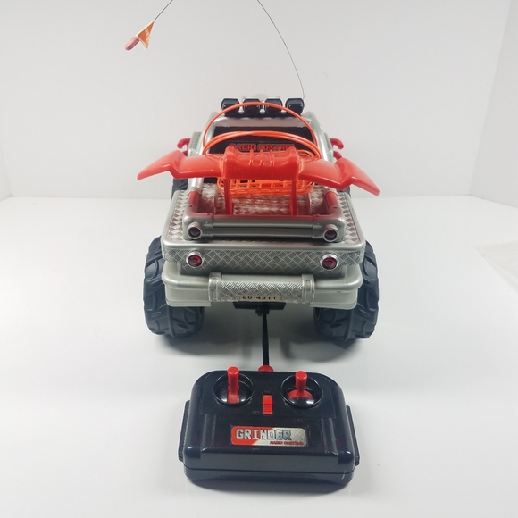 Radio Shack | Toys | Vintage Radioshack Grinder Remote Control Truck ...